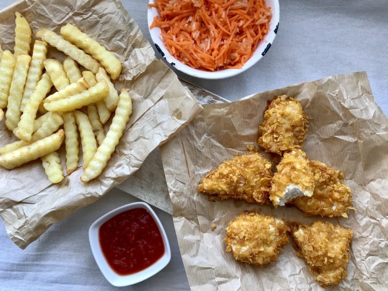 Przepis na domowe nuggetsy z piekarnika - Kasia Cimek | Dietetyk ...